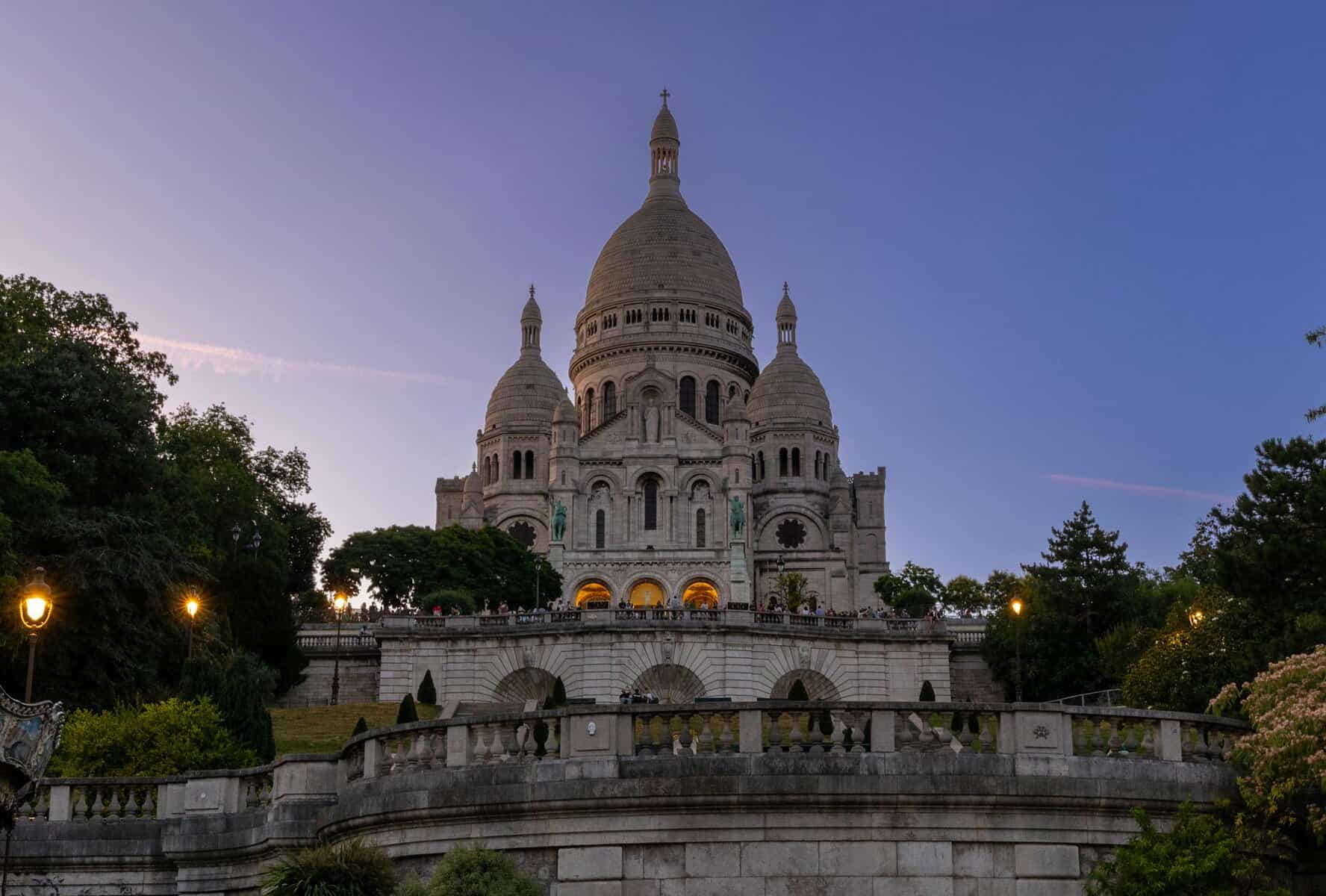 7 Paris Scams to Watch Out For